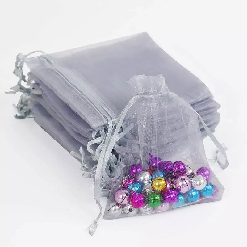 Små gaveposer med snor Organza 25-pak 7x9 cm
